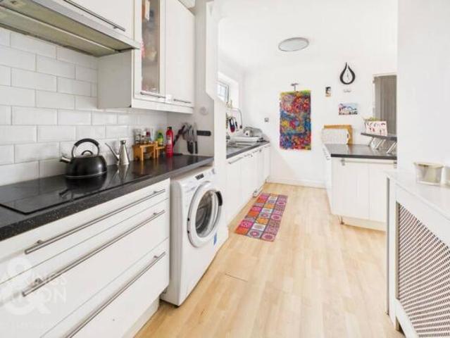 3 bedroom semi detached house for sale in Plumstead Road, Norwich, NR1