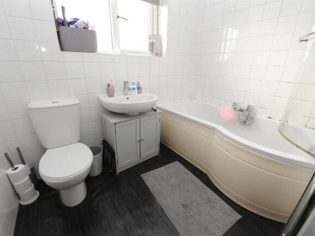 3 bedroom semi detached house for sale in Plumpton Drive, Wrose, Bradford, BD2