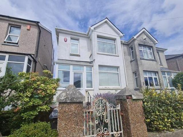 3 Bedroom Semi detached House For Sale In Plymouth, Devon
