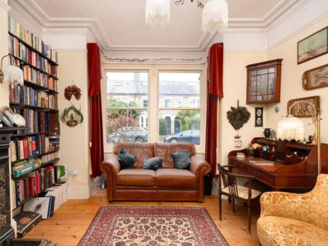 3 bedroom semi detached house for sale in Pretoria Road, Cambridge, CB4 1HE, CB4