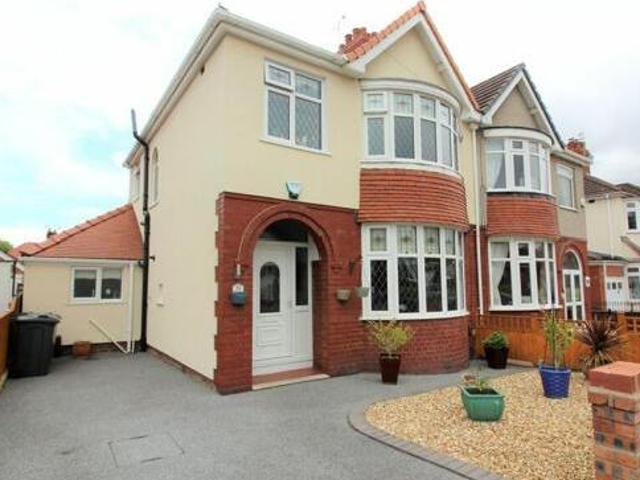 3 Bedroom Semi detached House For Sale In Prenton, Merseyside