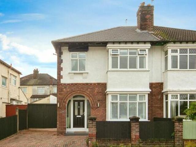 3 Bedroom Semi detached House For Sale In Prenton, Wirral