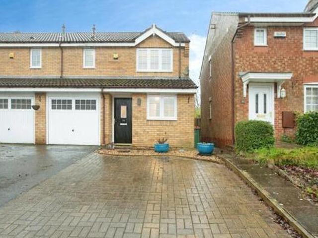 3 Bedroom Semi detached House For Sale In Preston