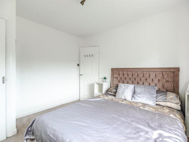 3 bedroom semi detached house for sale in Primley Park View, Leeds, LS17