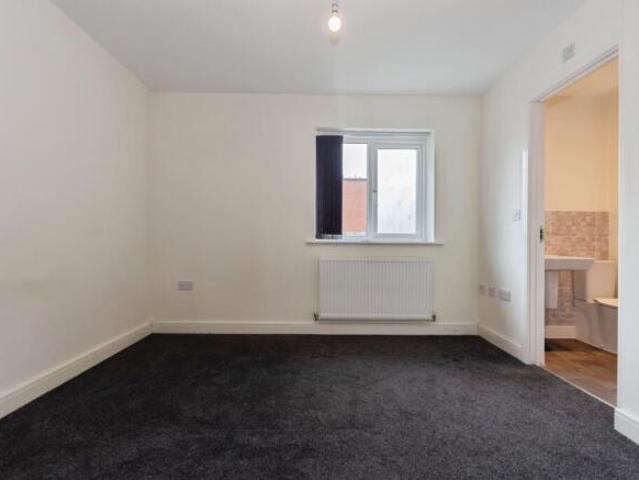 3 bedroom semi detached house for sale in Primrose Park Road, BIRMINGHAM, West Midlands, B38