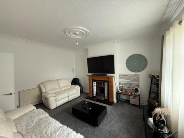 3 bedroom semi detached house for sale in Primrose Road, Leeds, LS15