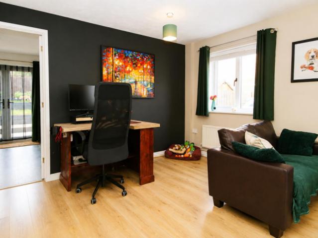 3 bedroom semi detached house for sale in Purdance Close, Norwich, NR5