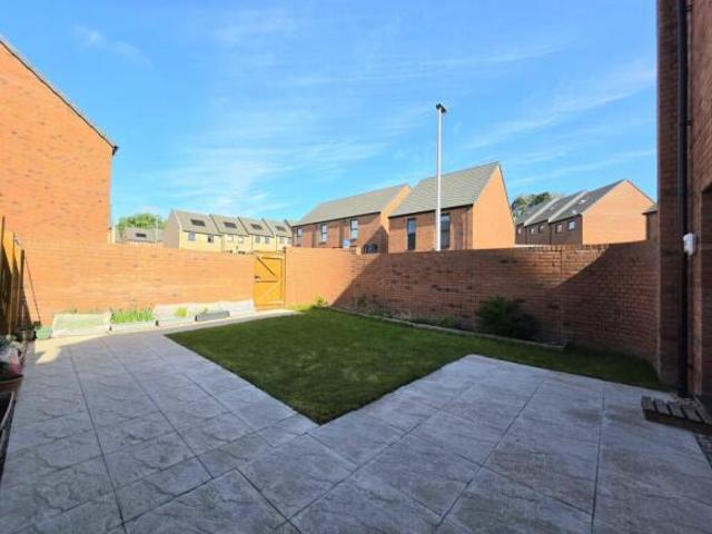 3 bedroom semi detached house for sale in Quarry Heights, Exeter EX4 8RH, EX4
