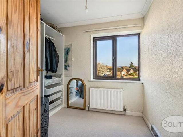 3 bedroom semi detached house for sale in Queenhythe Road, Jacob's Well, Guildford, Surrey, GU4