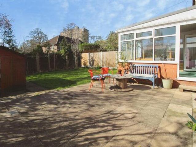 3 bedroom semi detached house for sale in Queenswood Close, Leeds, LS6