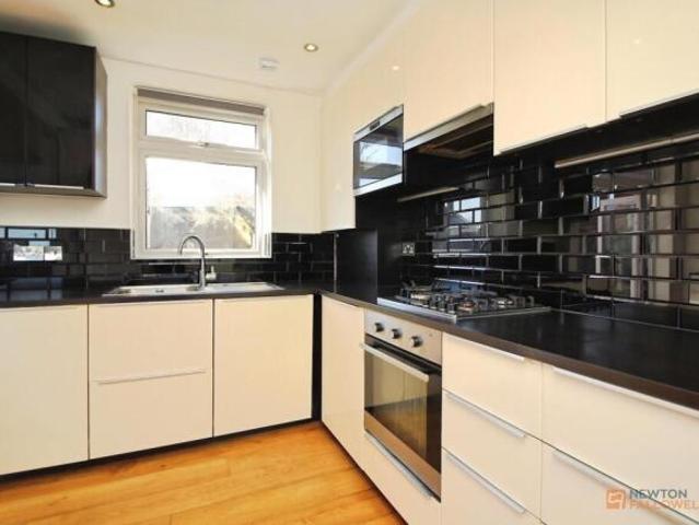 3 bedroom semi detached house for sale in Queensgate Drive, Birstall, LE4