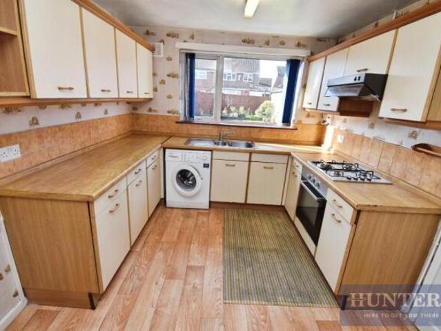3 bedroom semi detached house for sale in Ramsbury Road, Leicester, LE2
