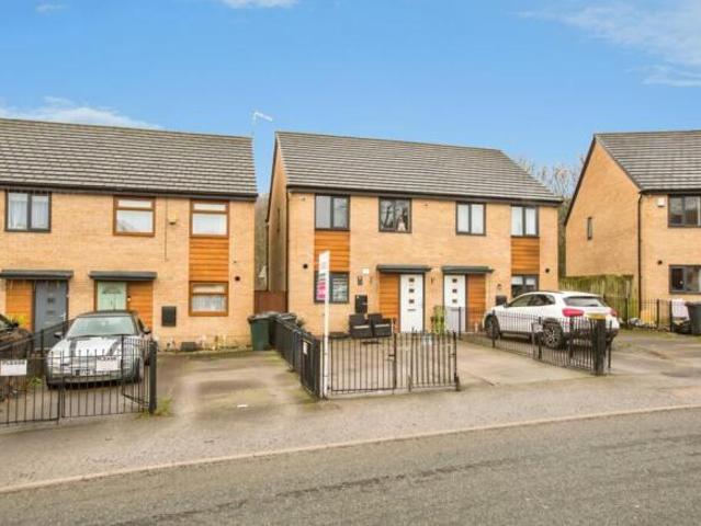 3 bedroom semi detached house for sale in Ranelagh Avenue, Bradford, West Yorkshire, BD10