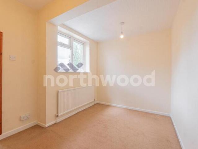 3 bedroom semi detached house for sale in Ransom Avenue, Worcester, WR5