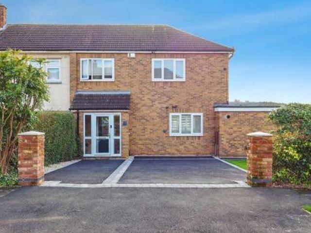 3 Bedroom Semi detached House For Sale In Radcliffe On Trent