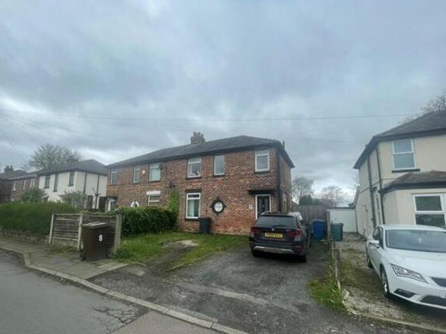 3 Bedroom Semi detached House For Sale In Radcliffe, Manchester