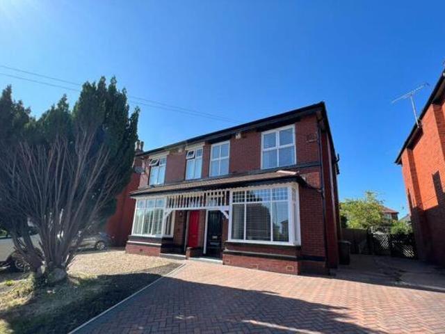 3 Bedroom Semi detached House For Sale In Radcliffe, Manchester