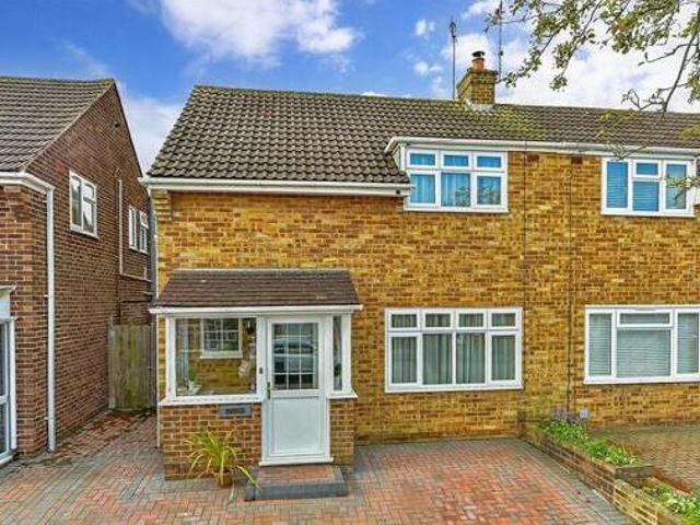 3 Bedroom Semi detached House For Sale In Rainham, Gillingham