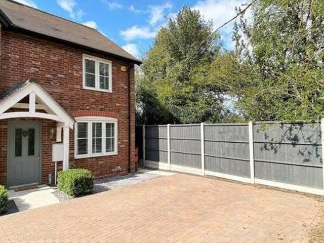 3 Bedroom Semi detached House For Sale In Ravenstone