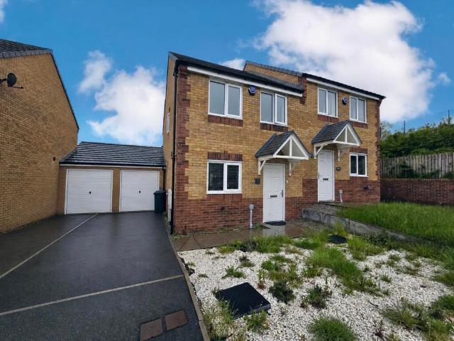 3 bedroom semi detached house for sale in Rawson Close, Sheffield, S2