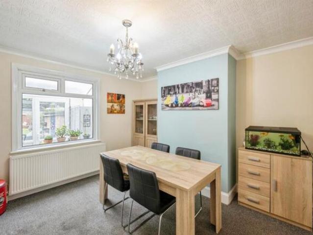 3 bedroom semi detached house for sale in Raymond Road, Scawthorpe, Doncaster, DN5