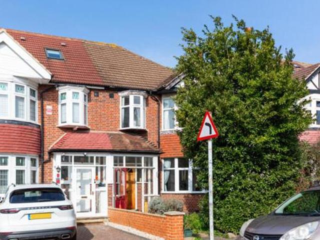 3 Bedroom Semi detached House For Sale In Raynes Park