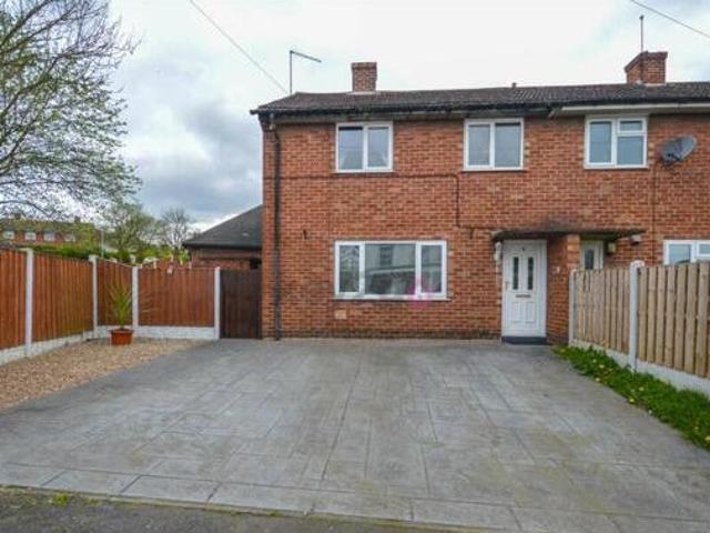 3 Bedroom Semi detached House For Sale In Renishaw, Sheffield