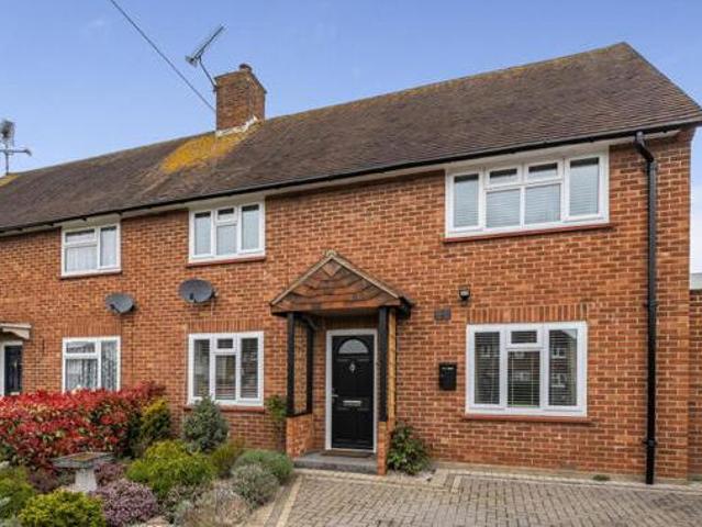 3 Bedroom Semi detached House For Sale In Reading, Berkshire
