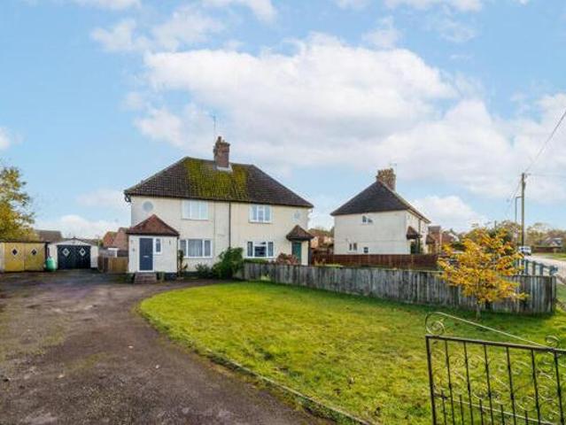 3 Bedroom Semi detached House For Sale In Reading
