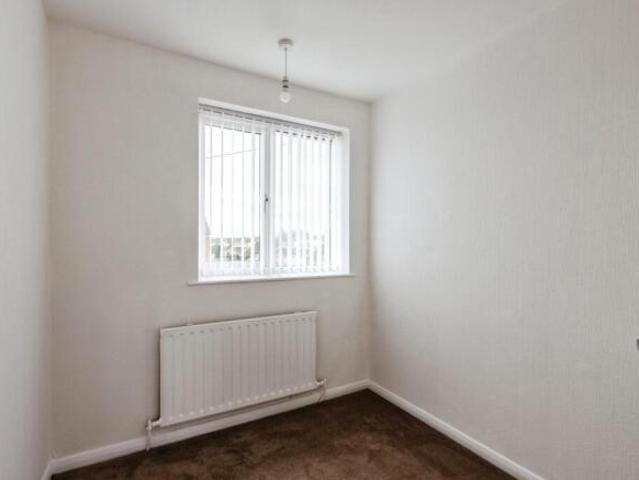 3 bedroom semi detached house for sale in Red Hall View, Leeds, West Yorkshire, LS14