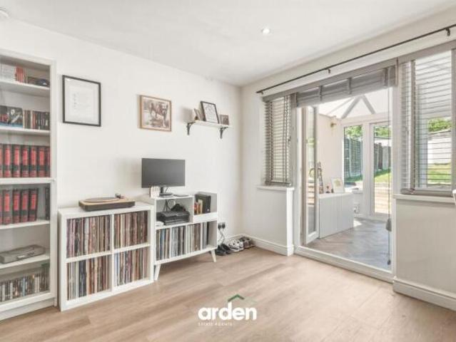 3 bedroom semi detached house for sale in Redditch Road, Hopwood, Alvechurch, B48