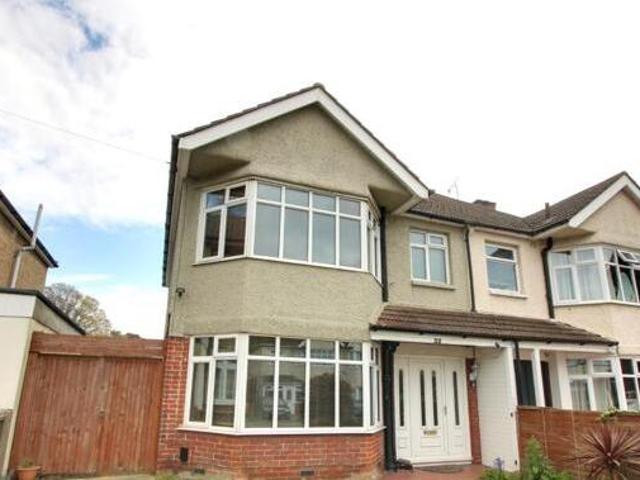 3 Bedroom Semi detached House For Sale In Regents Park