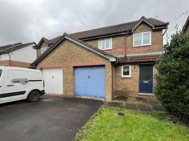 3 Bedroom Semi detached House For Sale In Rhoose