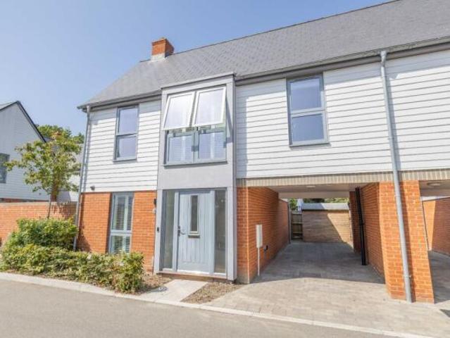3 bedroom semi detached house for sale in Ringlet Close, Ashford, TN24