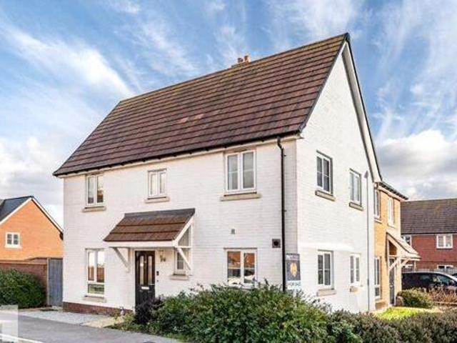 3 Bedroom Semi detached House For Sale In Ringwood