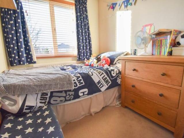 3 bedroom semi detached house for sale in Ribble Way, Bedford, MK41