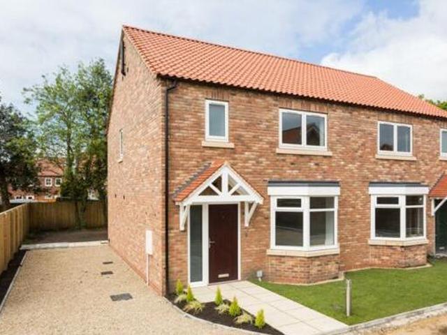3 Bedroom Semi detached House For Sale In Riccall
