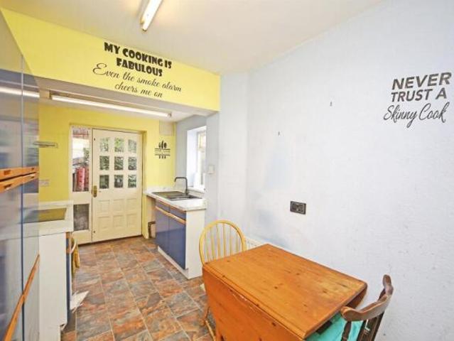 3 bedroom semi detached house for sale in Richmond Road, Solihull, B92