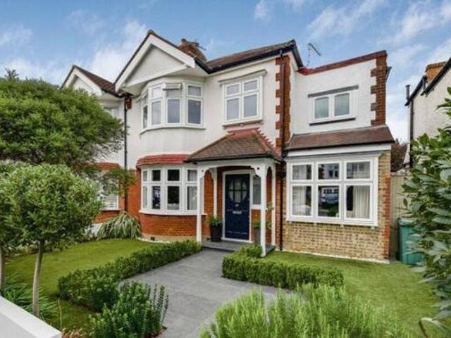 3 Bedroom Semi detached House For Sale In Richmond, Surrey