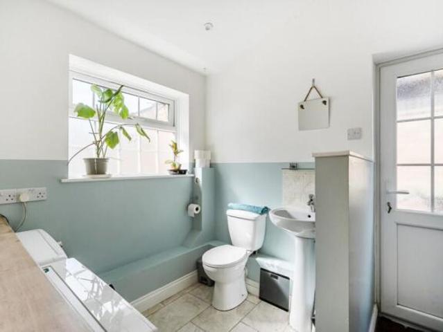3 bedroom semi detached house for sale in Ridgeway Road, Queensfield, Swindon, SN2