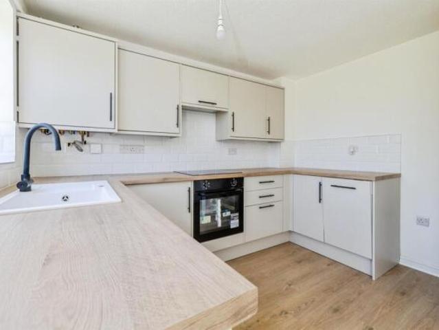 3 bedroom semi detached house for sale in Ripon Close, Bracebridge Heath, Lincoln, LN4