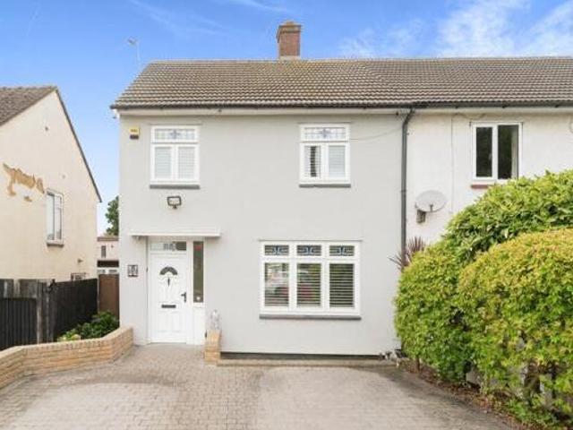 3 Bedroom Semi detached House For Sale In Romford