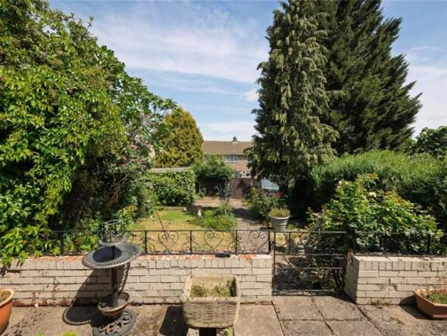 3 bedroom semi detached house for sale in Rooksmead, Bedford, Bedfordshire, MK41