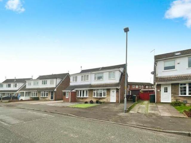 3 Bedroom Semi detached House For Sale In Rochdale