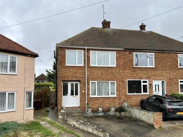 3 Bedroom Semi detached House For Sale In Rochester
