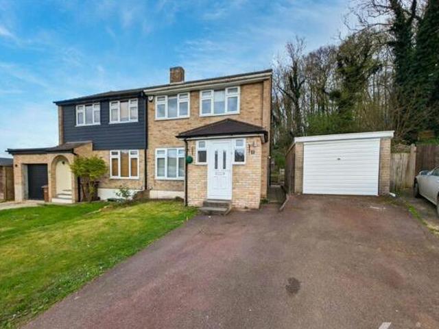 3 Bedroom Semi detached House For Sale In Rochester