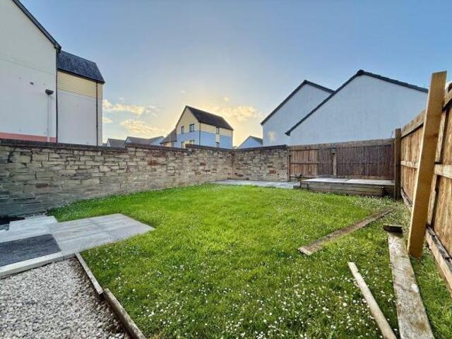 3 bedroom semi detached house for sale in Rock Gardens, Saltram Meadows, Plymouth. Stylish 3 bed family home with woodland outlook, garage and no onward chain. PL9