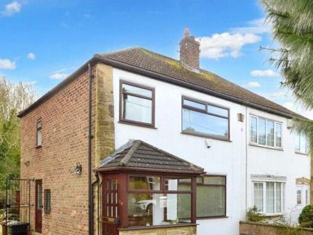 3 Bedroom Semi detached House For Sale In Rodley/farsley Border, Leeds