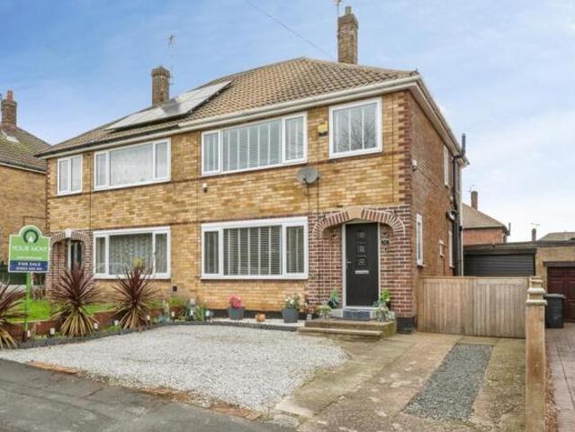 3 bedroom semi detached house for sale in Roehampton Rise, Scawsby, Doncaster, South Yorkshire, DN5