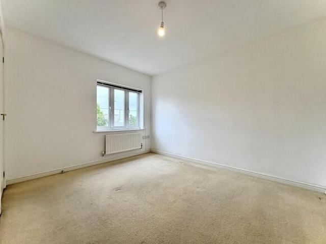 3 bedroom semi detached house for sale in Rosneath Close, Wolverhampton, WV4 6DY, WV4